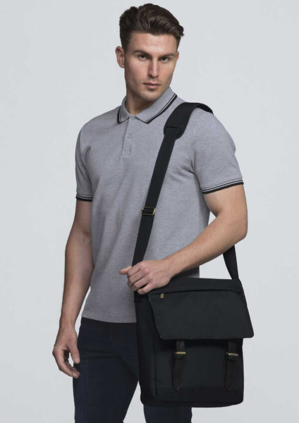 Crossover Messenger – The Uniform Factory